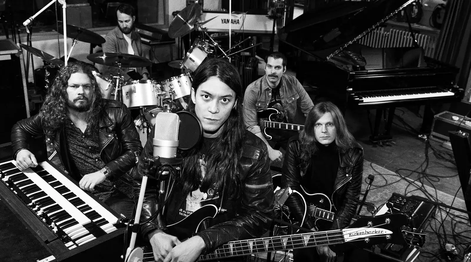 HALLAS | Metro Baltimore – Metro Baltimore